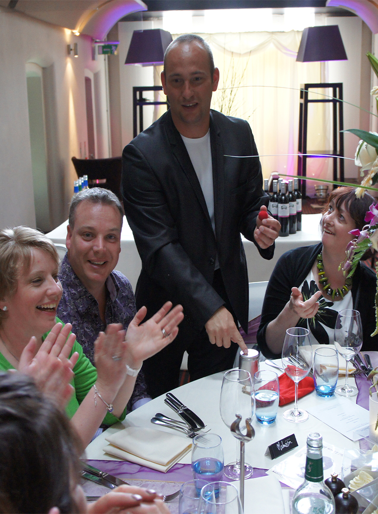 Picture Gallery - Shane Sterling Magician